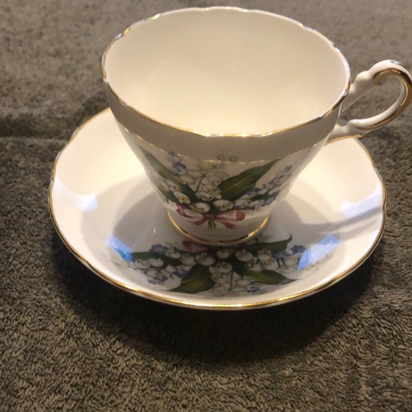 Regency English | Kitchen | Vintage Regency English Teacup And Saucer ...